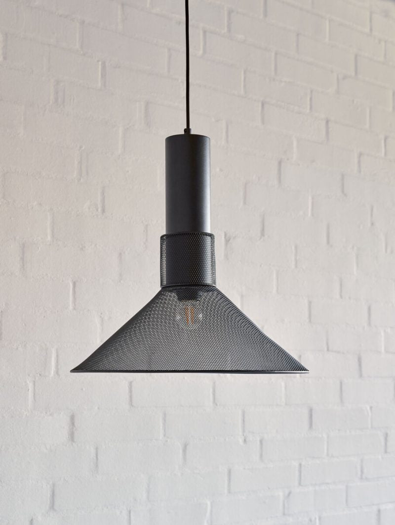 Ray Pendant Black — SHOP PARKER